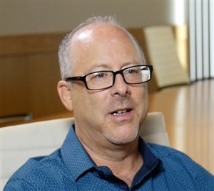 Author Joel Eisenberg on His Process for World Building - Setting - Fiction - Author Learning Center